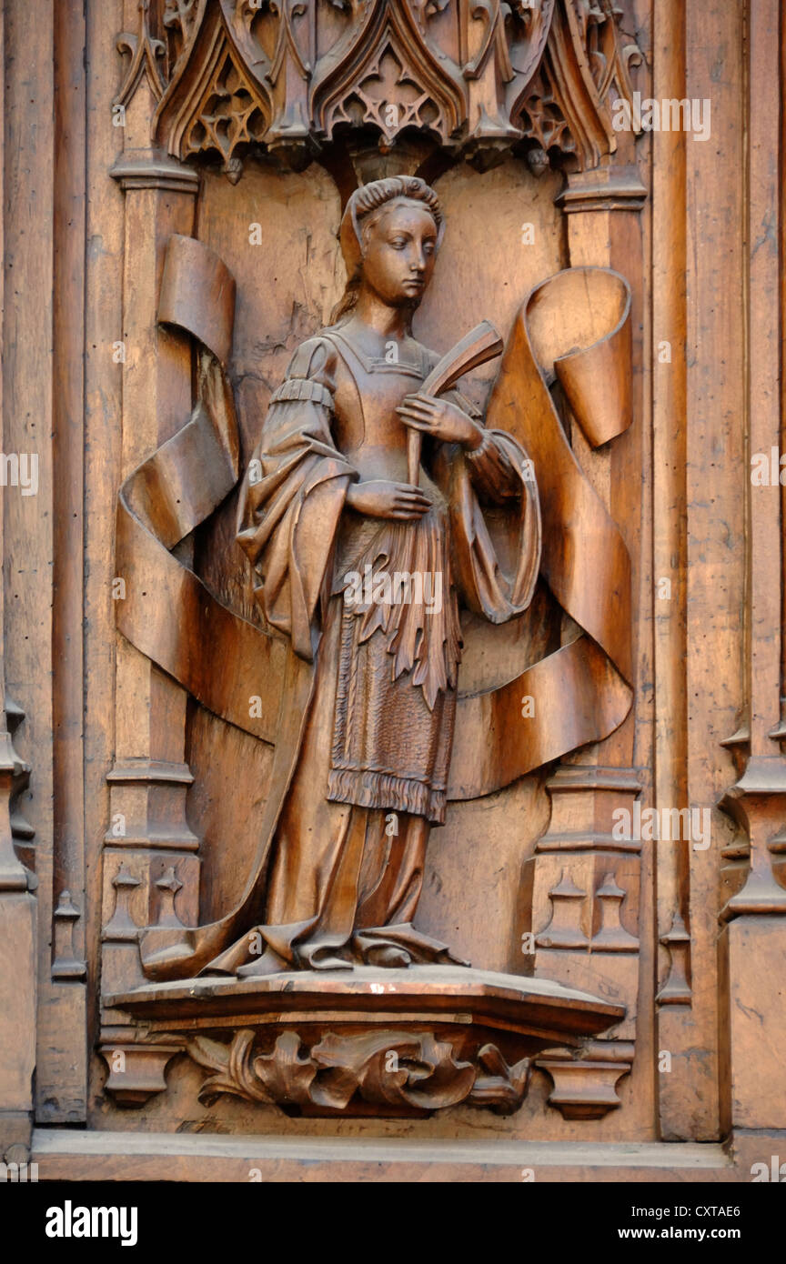 Medieval wooden carving hi-res stock photography and images - Alamy