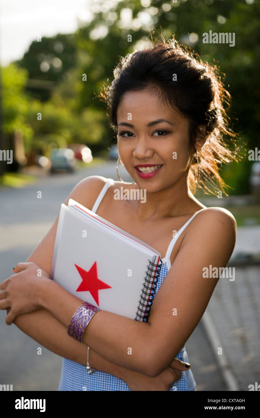 Pretty Filipino girl Stock Photo - Alamy