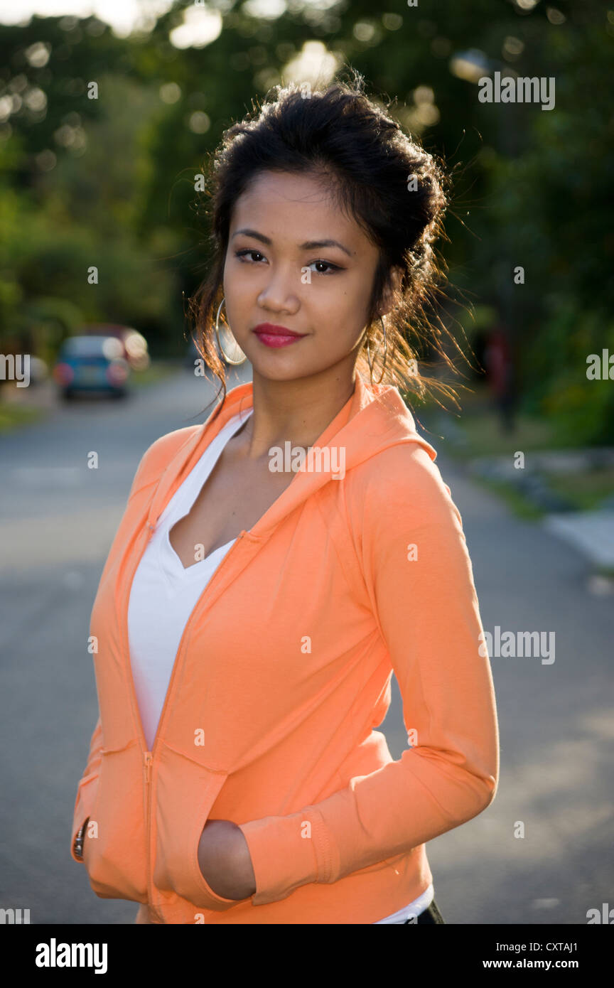 Pretty Filipino girl Stock Photo - Alamy