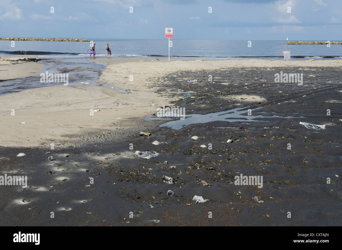 Pollutiion on Tel Aviv beach because of sewage overflow. Tel Aviv ...