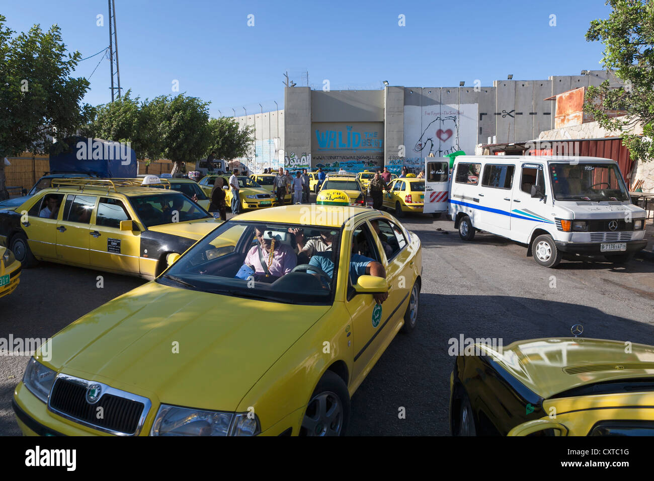 Bethlehem checkpoint hi-res stock photography and images - Alamy