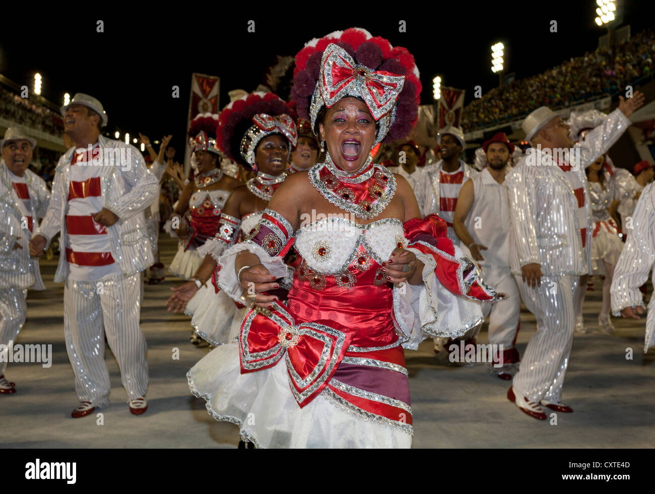 Carnival woman in rio hi-res stock photography and images - Alamy
