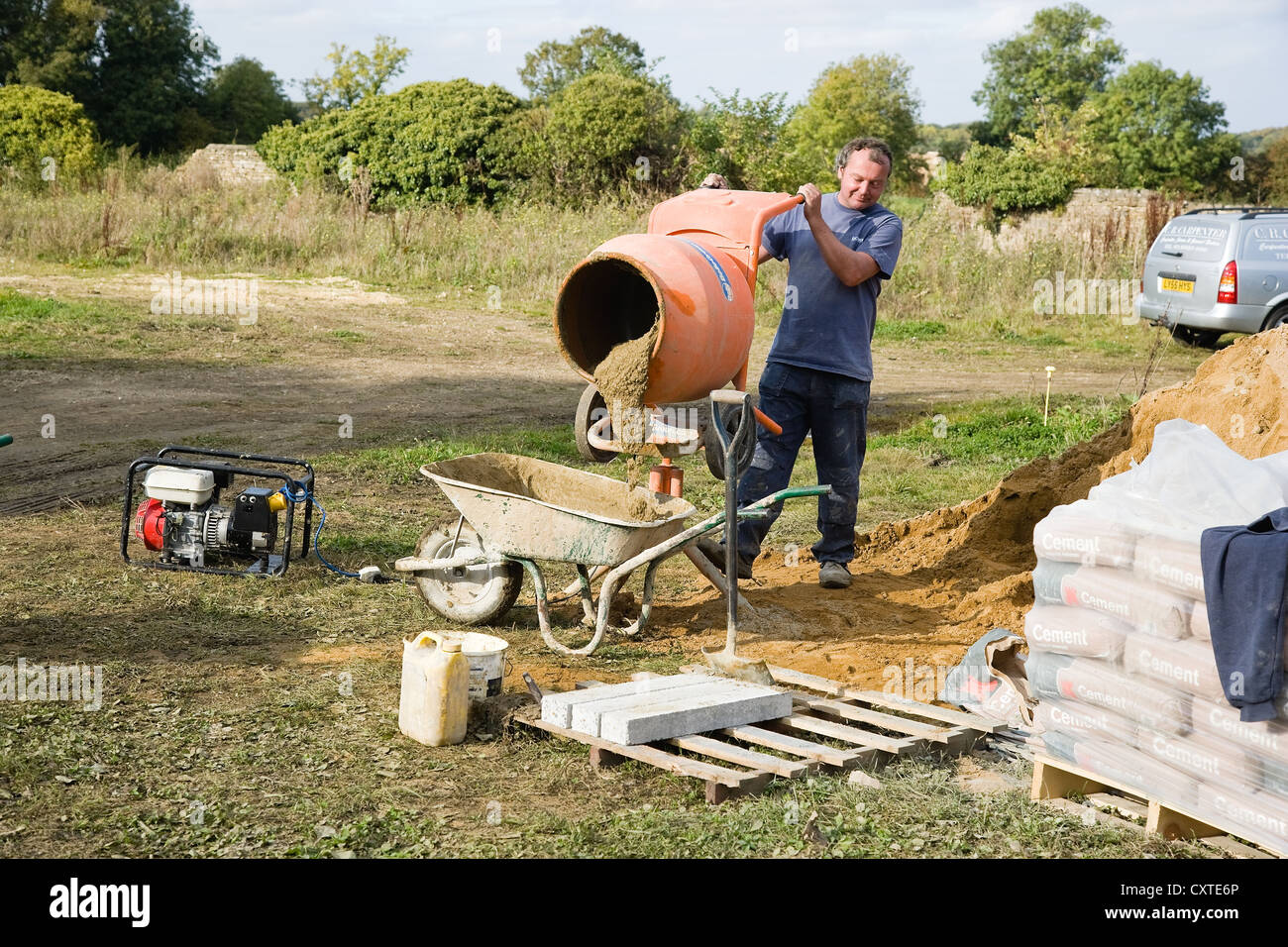 Mixer digger hi-res stock photography and images - Alamy