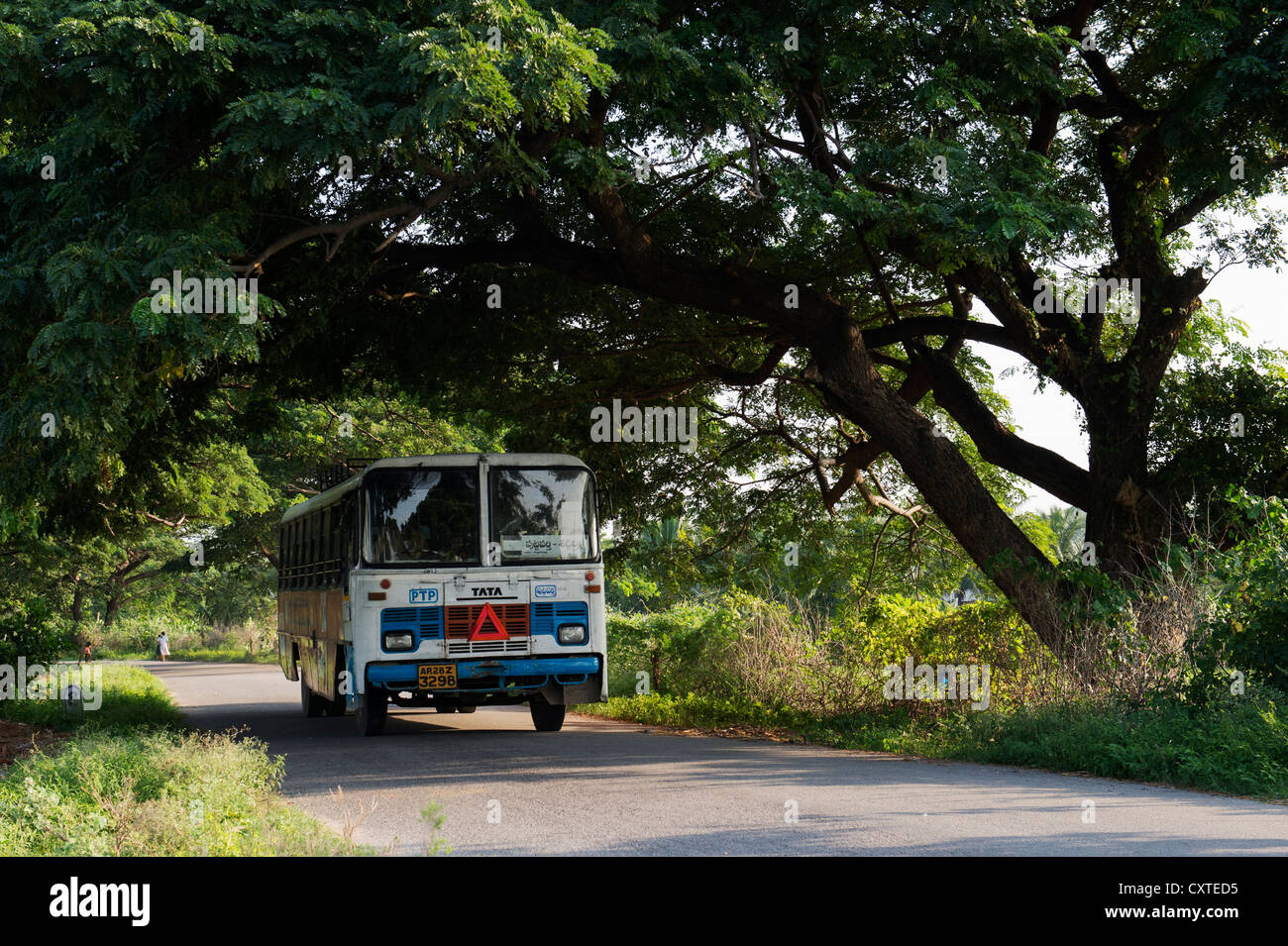 Public service buses hi-res stock photography and images - Alamy