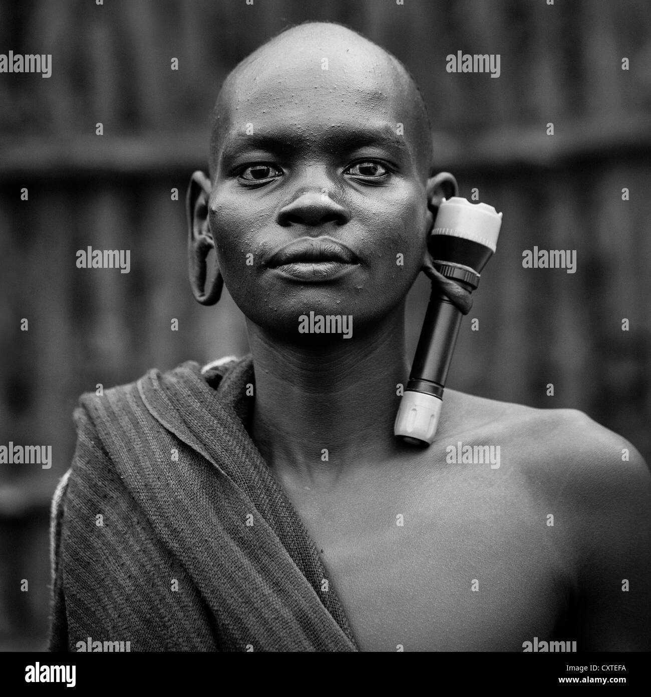 Ethiopian tribesman Black and White Stock Photos & Images - Alamy
