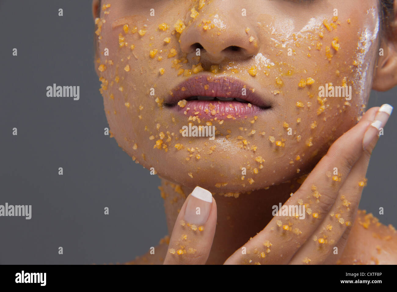 Face scrub hi-res stock photography and images - Alamy