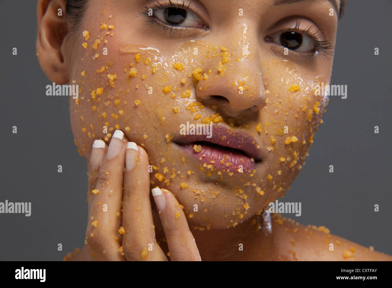 Face scrub hi-res stock photography and images - Alamy