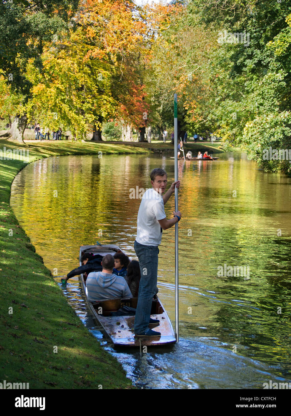 Punting on the Cherwell, Oxford, early Autumn 4 Stock Photo - Alamy