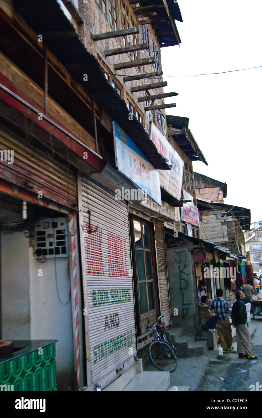 The old town of Srinagar Stock Photo - Alamy