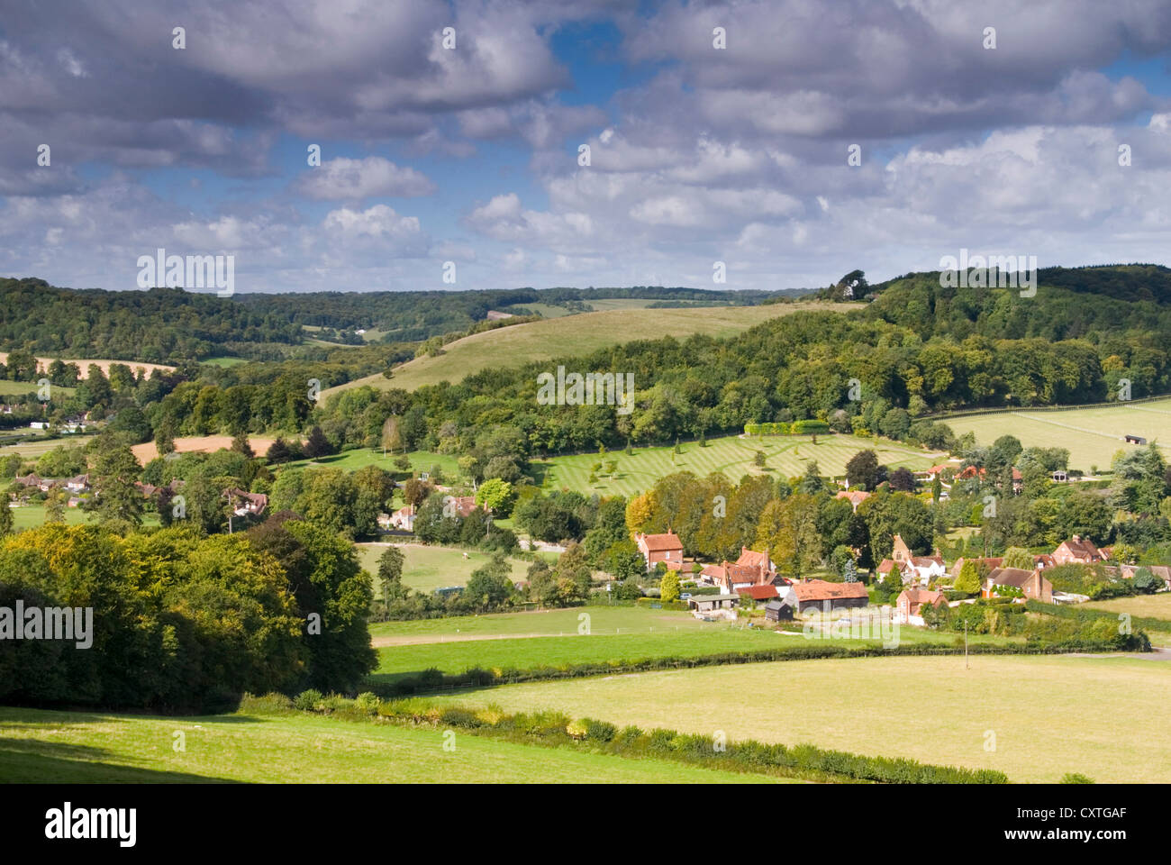 Bucks - Chiltern Hills - Fingest village - Cobstone Hill - Turville ...