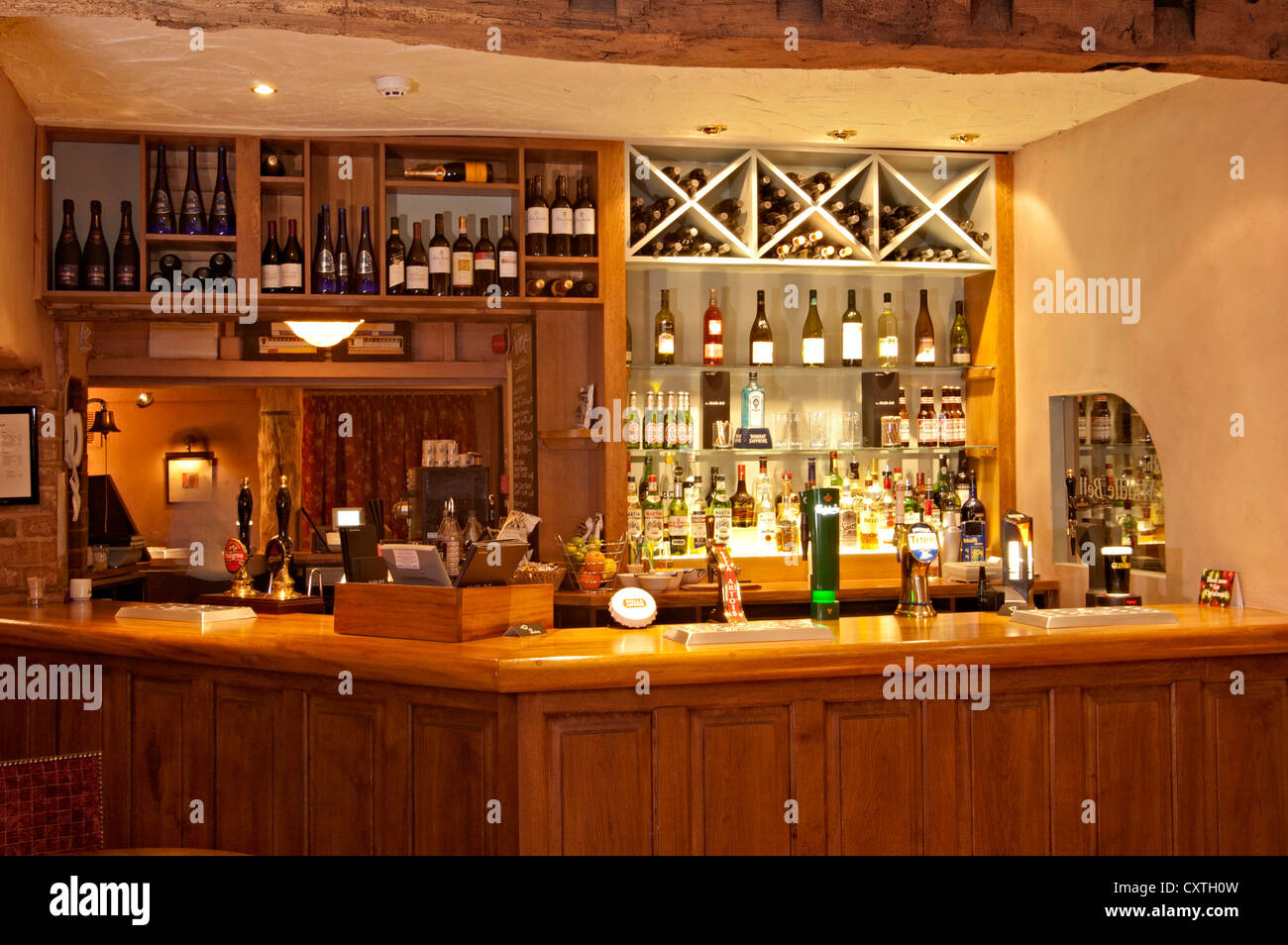 The middle bell pub Stock Photo - Alamy