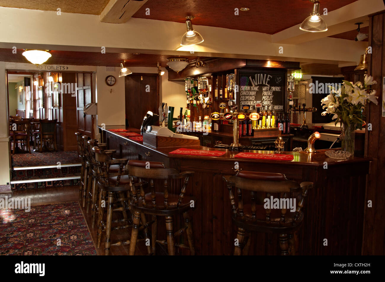 the pier hotel pub bar Stock Photo - Alamy