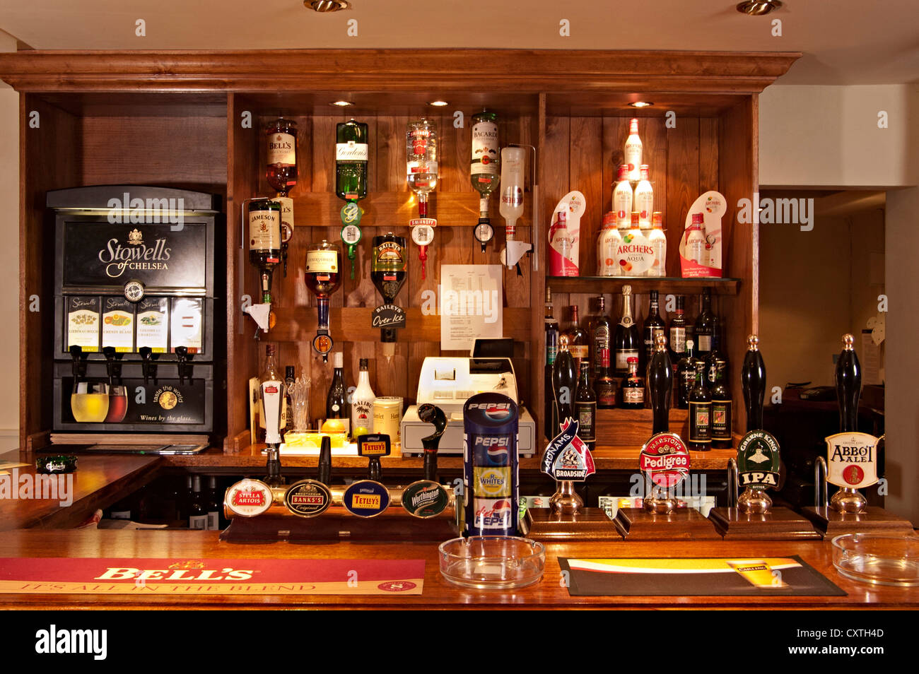 Lager draft beer pump hi-res stock photography and images - Alamy