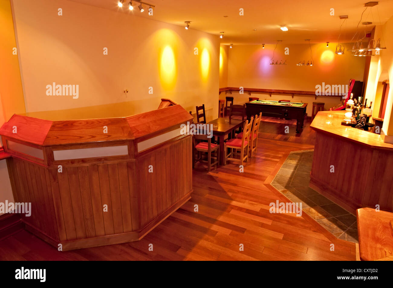 Kings way hi-res stock photography and images - Alamy