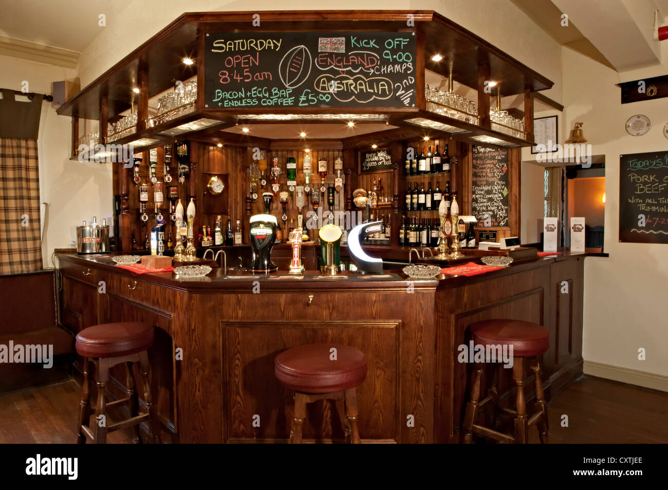the old station pub bar area Stock Photo - Alamy
