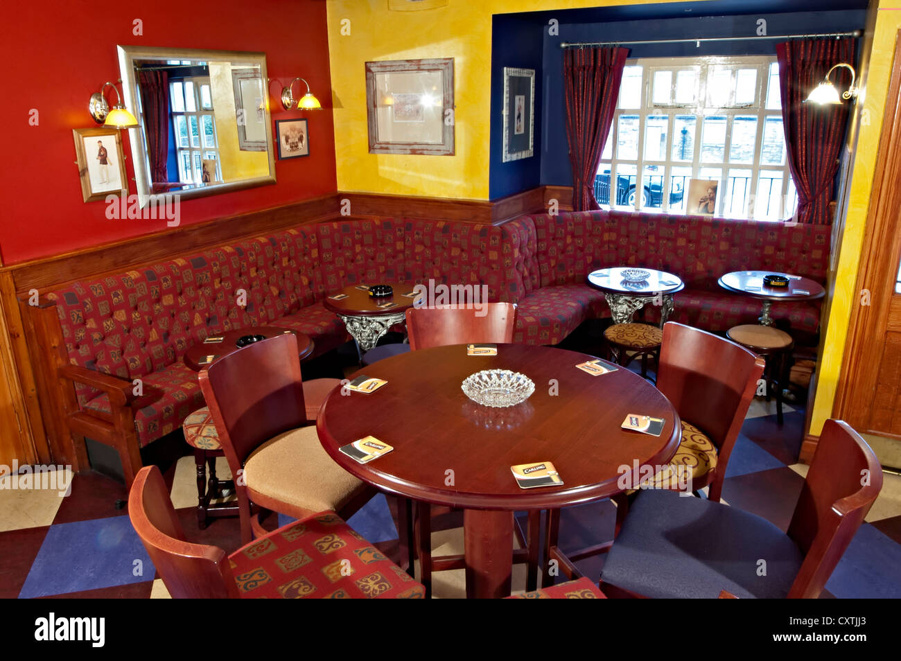 the holme hall pub interior Stock Photo - Alamy