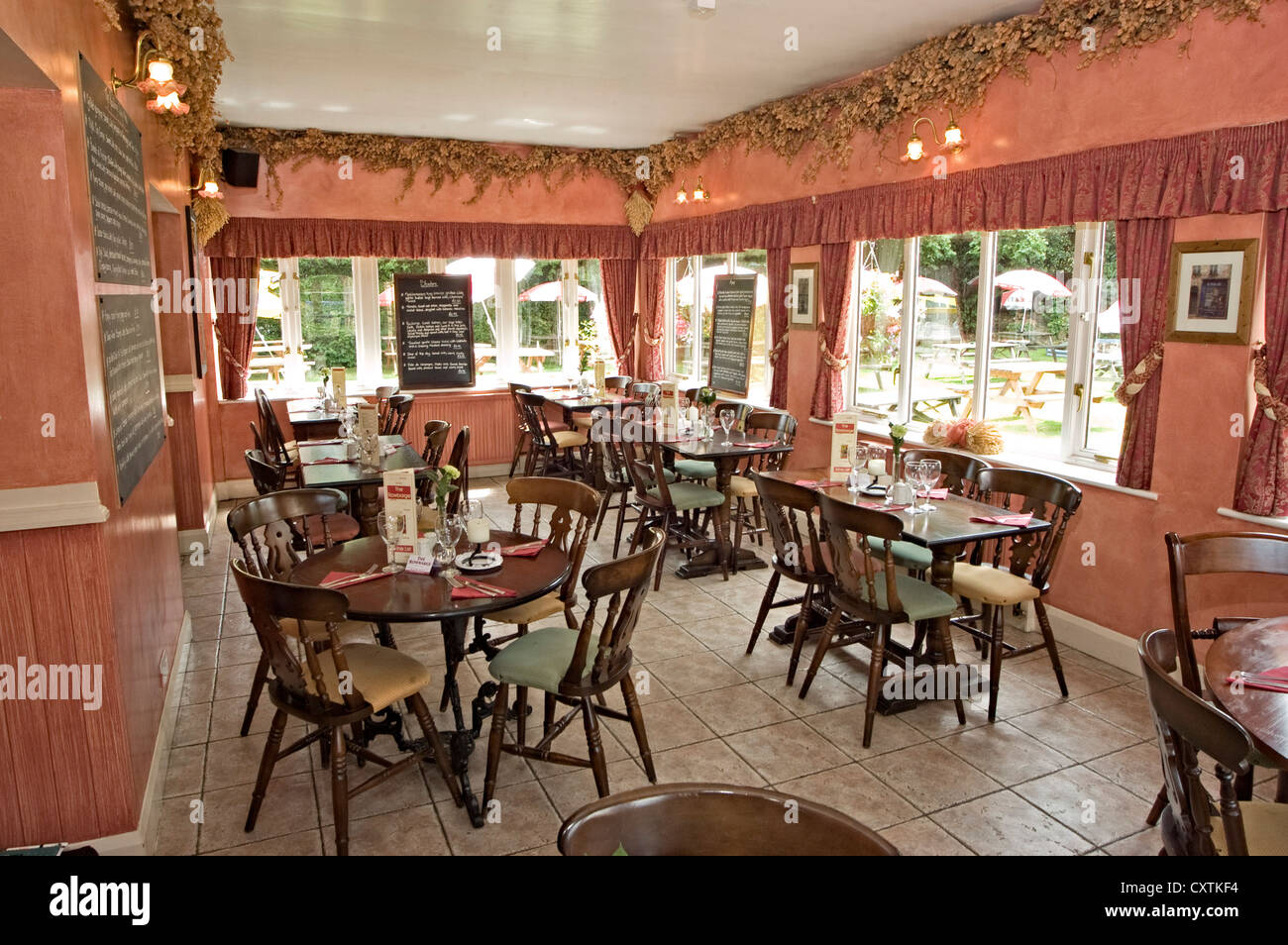 pub interior tables Stock Photo - Alamy