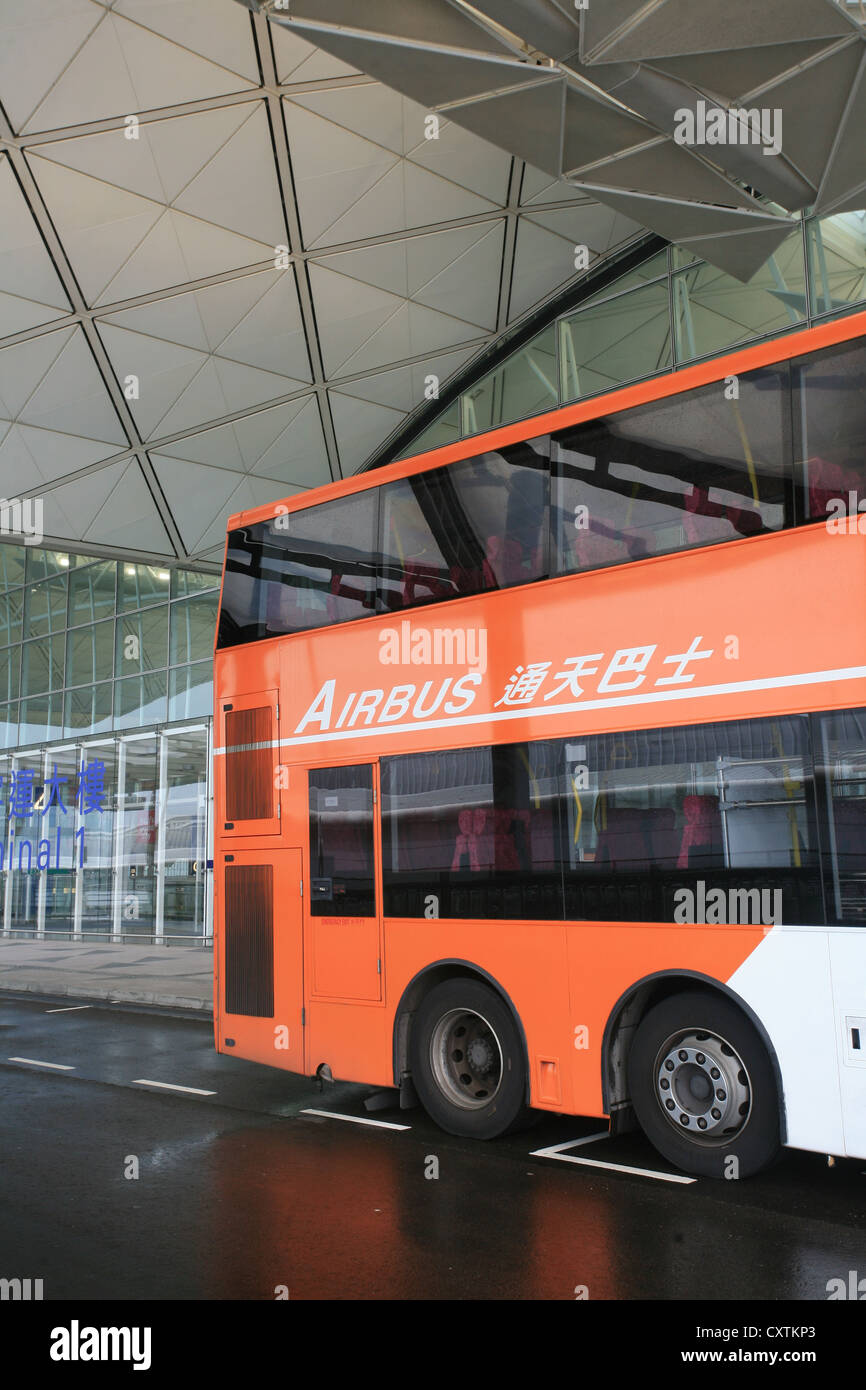 Airport bus travel transport hi-res stock photography and images - Alamy