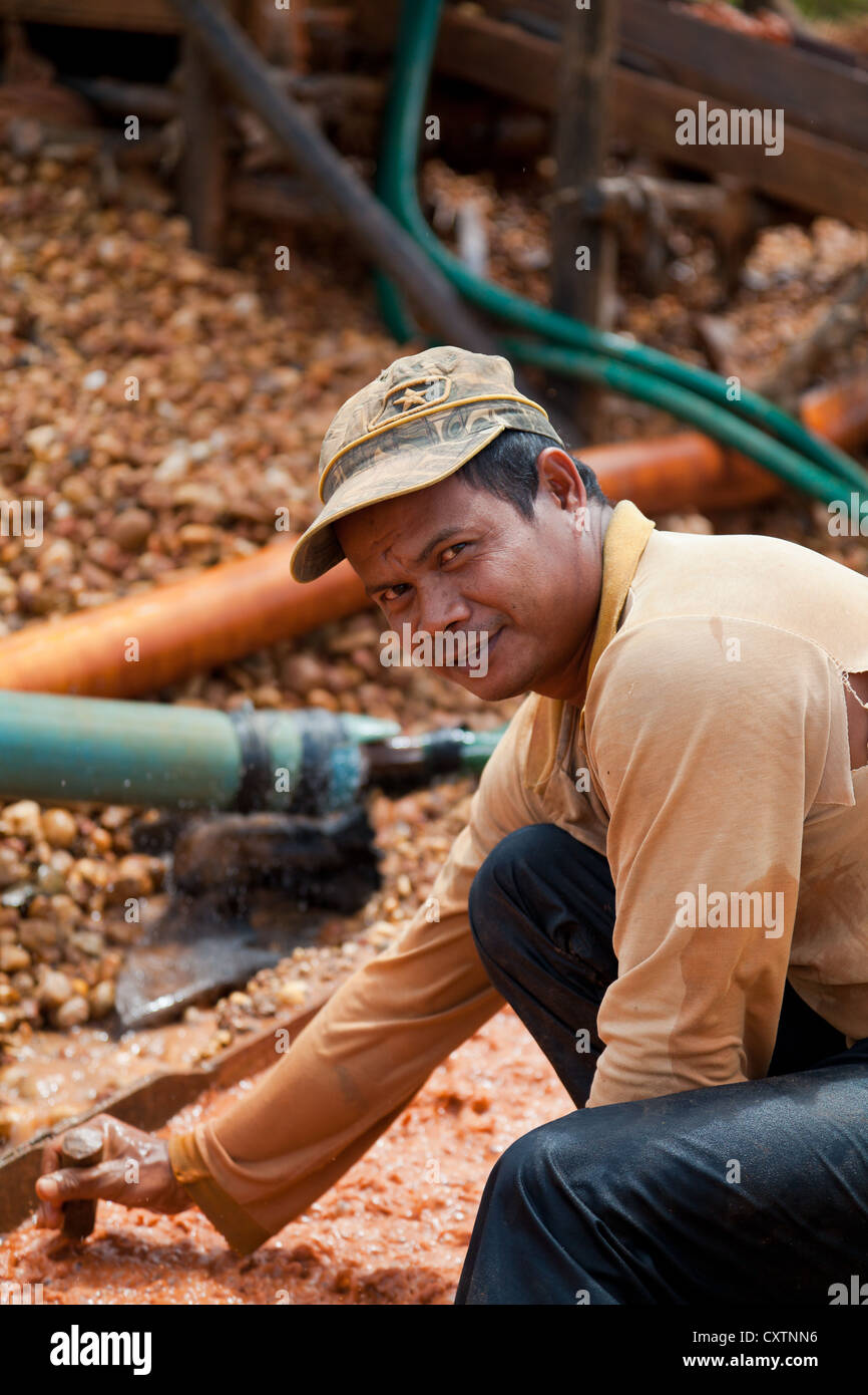 Workers on diamond mines hi-res stock photography and images - Alamy