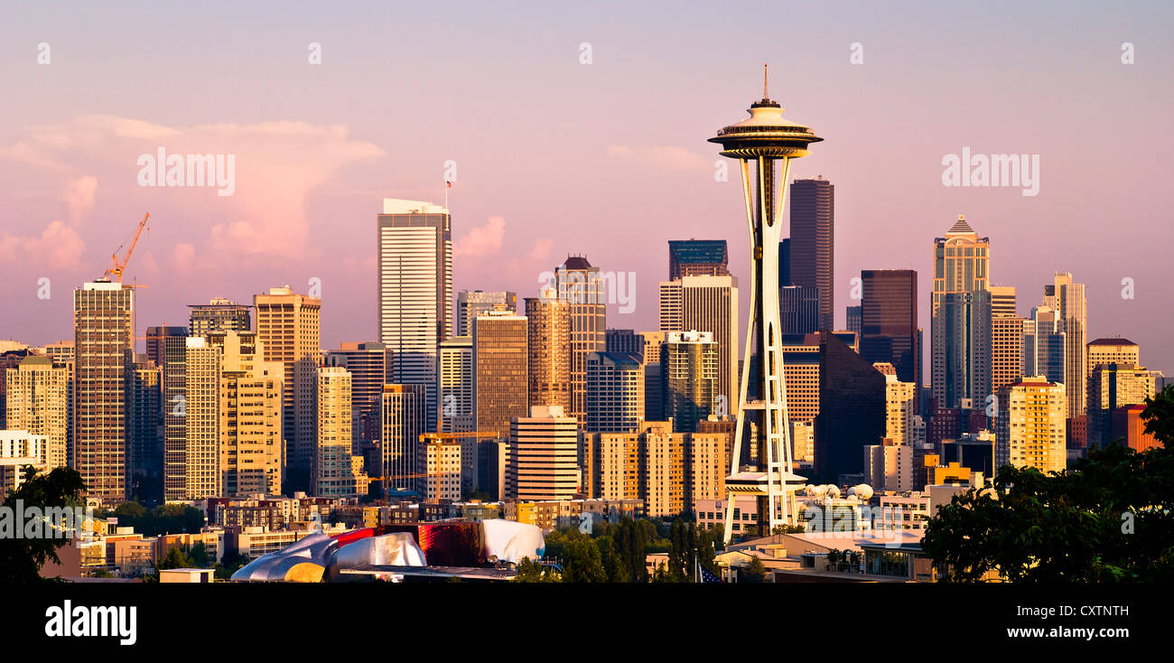 Seattle downtown city skyline buildings hi-res stock photography and ...