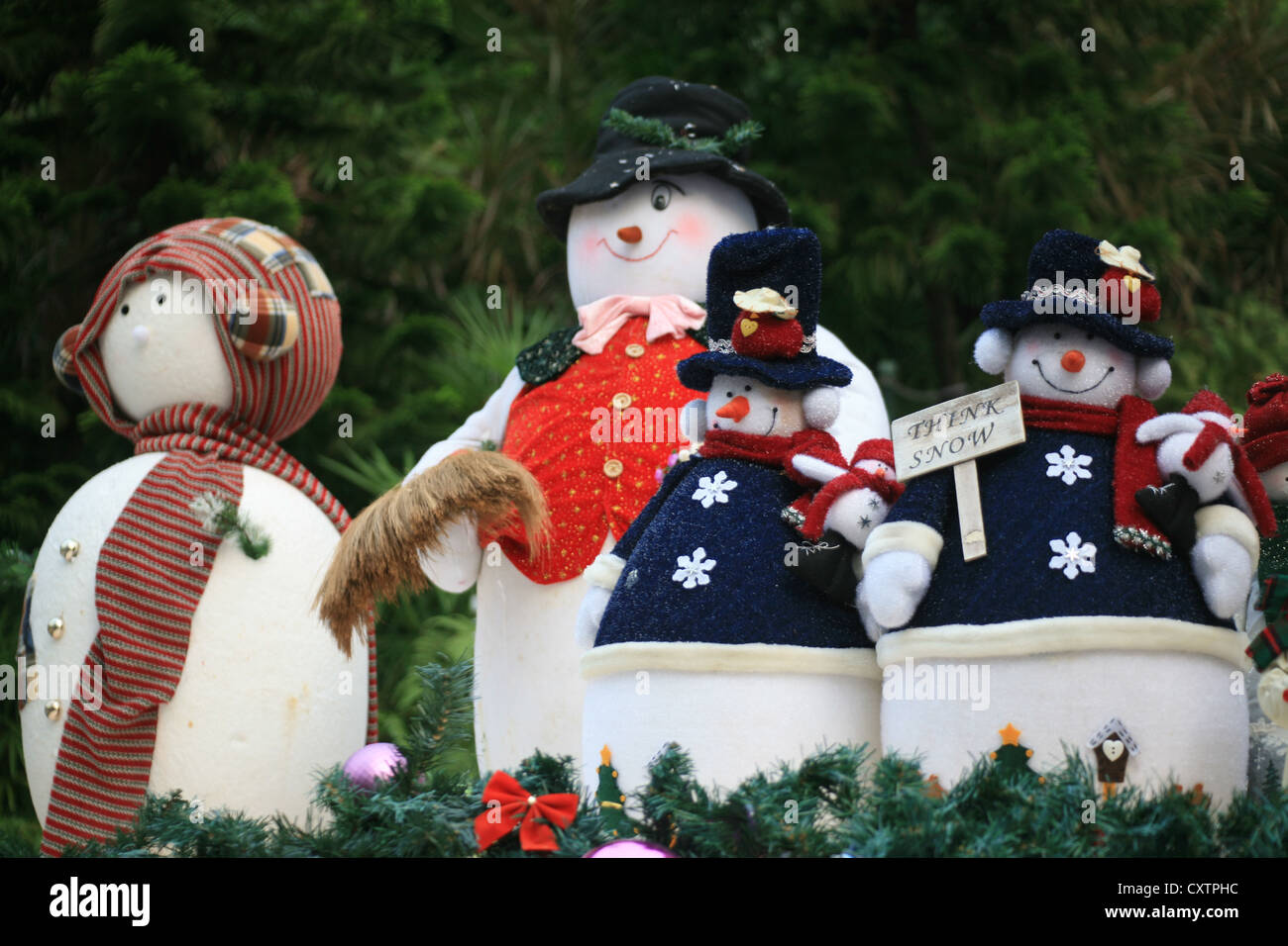 Funny human snowman hi-res stock photography and images - Alamy