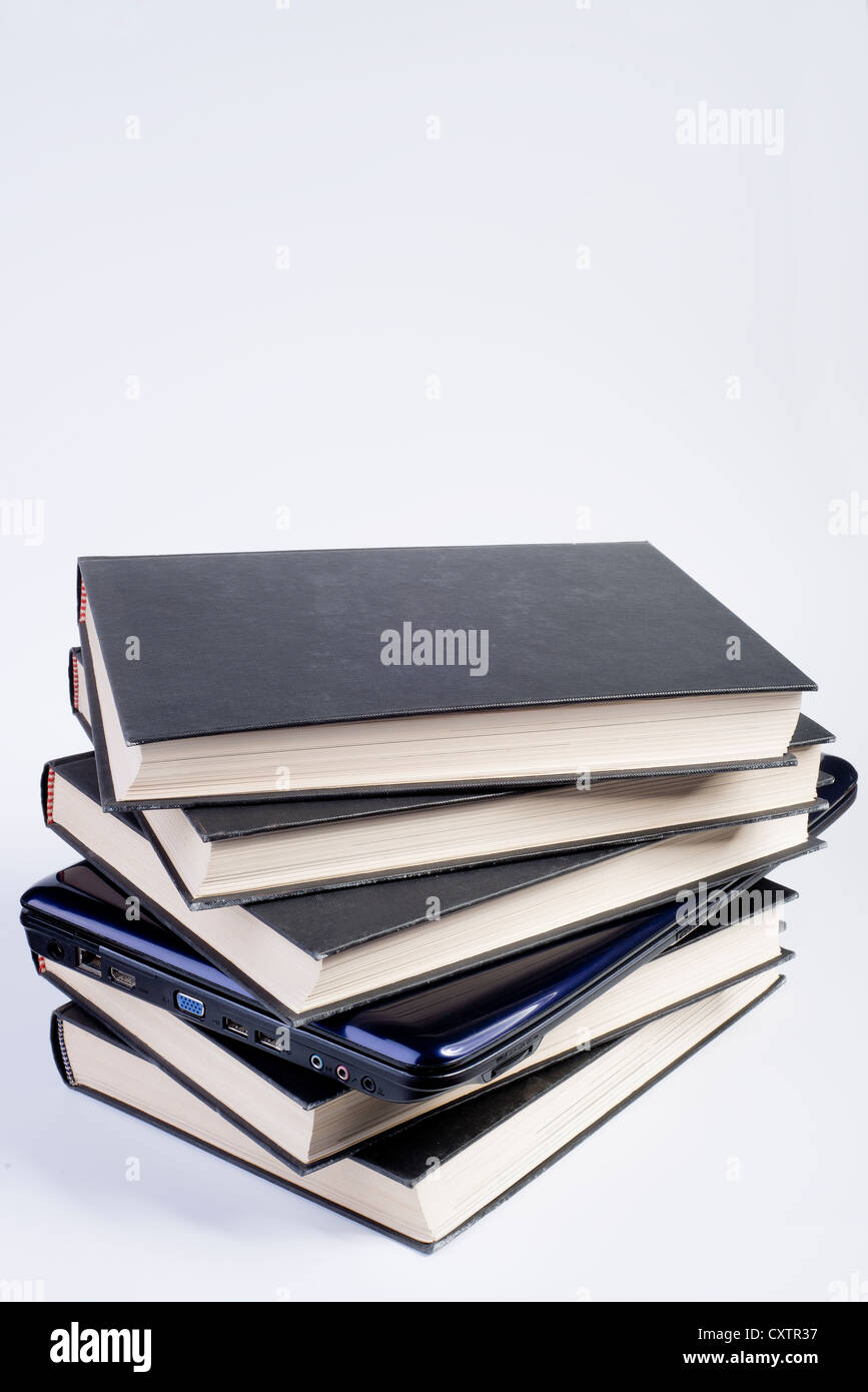 books with laptop Stock Photo - Alamy