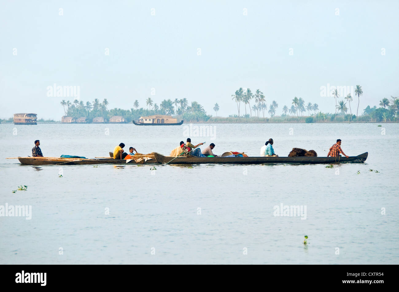 Indian canoes hi-res stock photography and images - Alamy