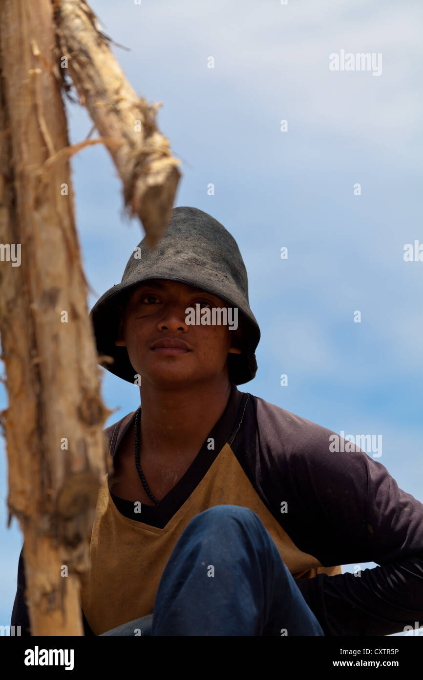 Portrait of a Diamond Digger in the Diamond Mines of Cempaka, Indonesia ...