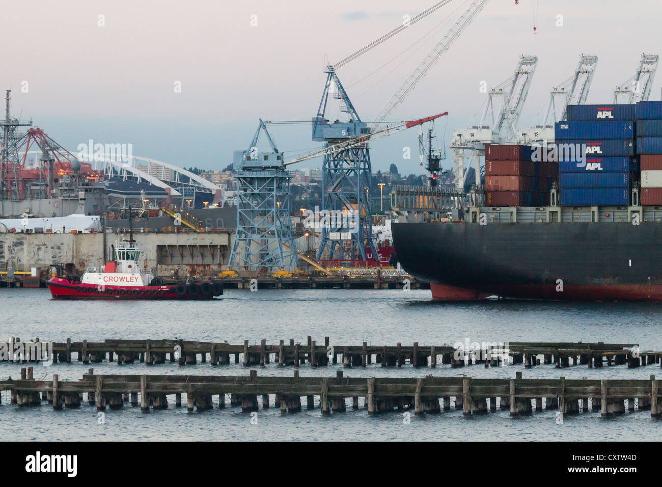 APL Vessel "Oregon" Escorted into Elliot Bay, Seattle, Washington, by ...