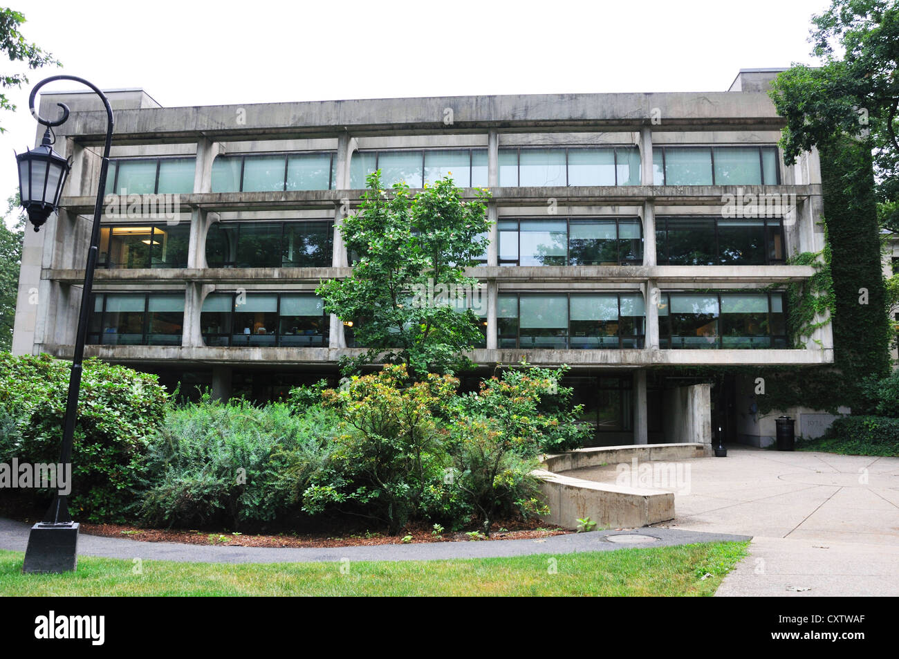 Margaret Clapp Library
