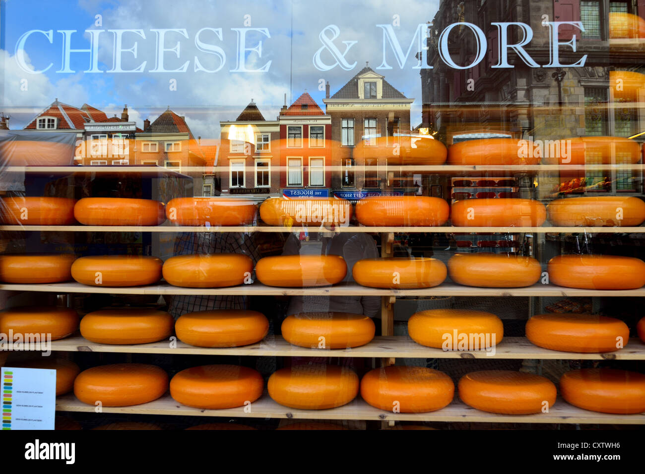 Cheese shop window hi-res stock photography and images - Alamy