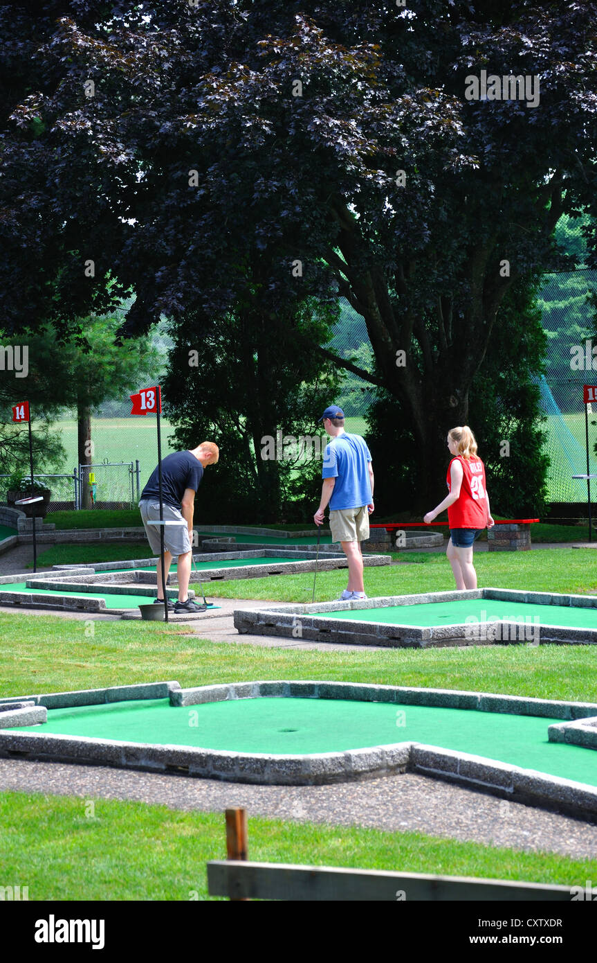 Mini golf usa hi-res stock photography and images - Alamy
