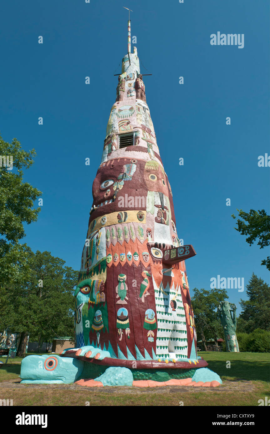 Oklahoma, Claremore, Totem Pole Park near Foyil, 90 by 18 foot totem ...