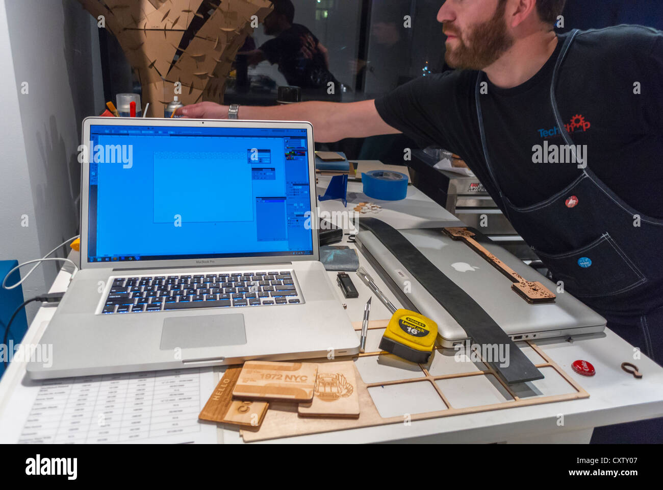 Story concept store new york hi-res stock photography and images - Alamy