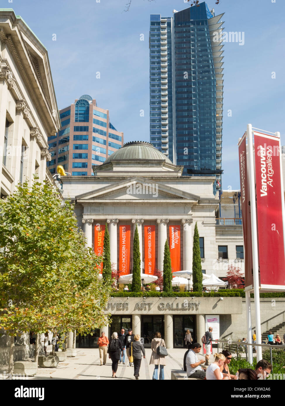 Robson Square and Vancouver Art Gallery, Vancouver, BC, Canada Stock ...