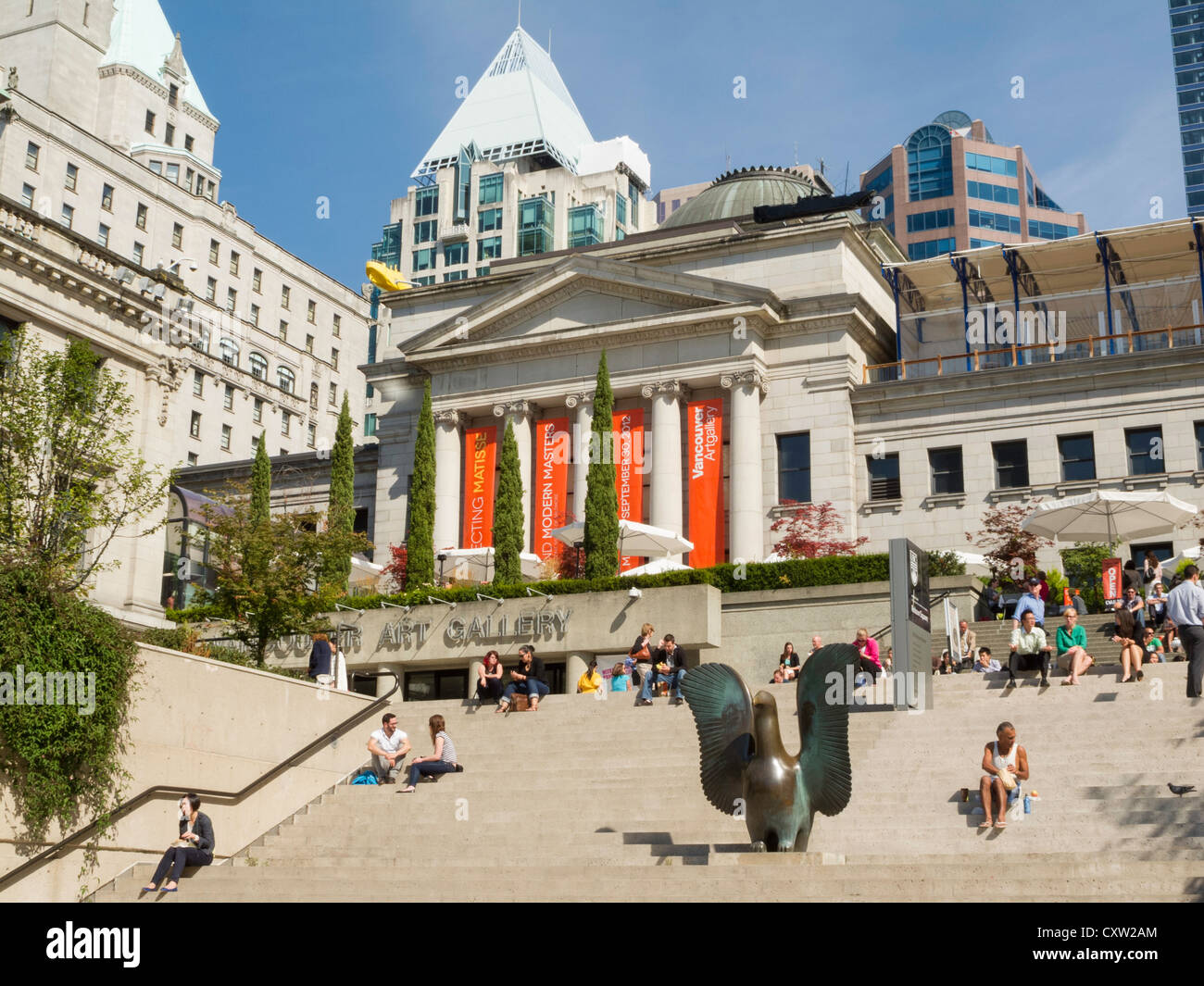 Robson Square and Vancouver Art Gallery, Vancouver, BC,Canada Stock ...