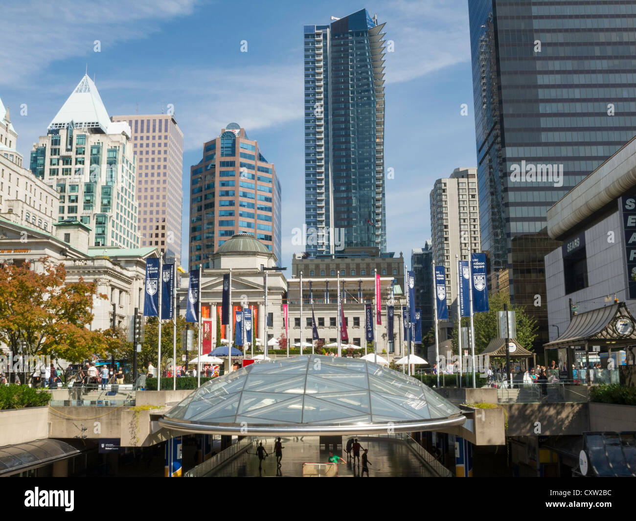 Robson Square and Vancouver Art Gallery, Vancouver, BC,Canada Stock ...