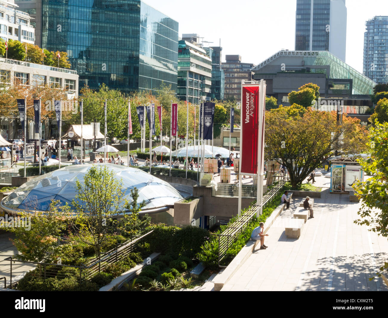 Robson Square and Vancouver Art Gallery, Vancouver, BC,Canada Stock ...