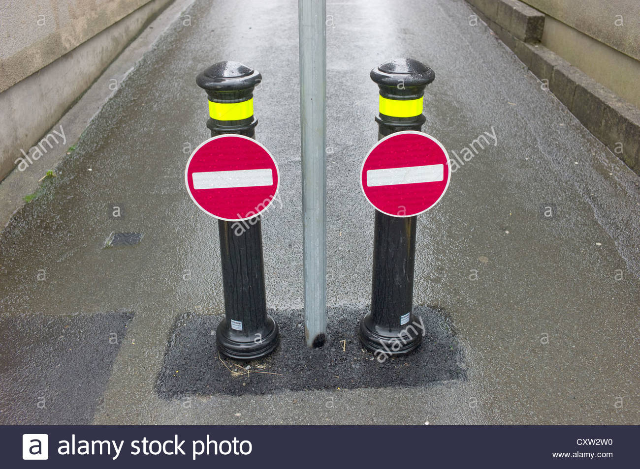 Entry Lane High Resolution Stock Photography and Images - Alamy