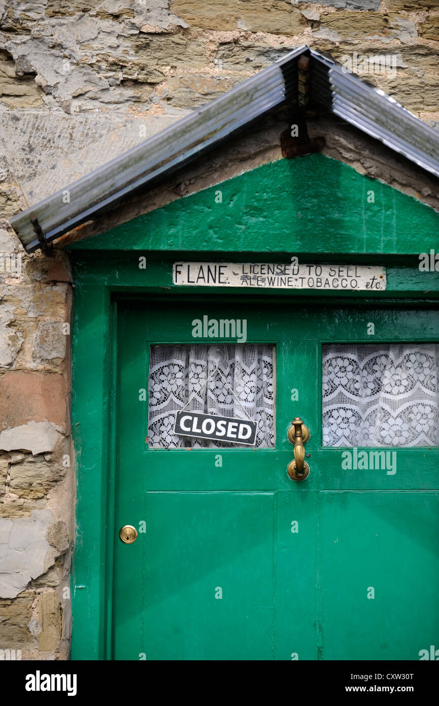 A closed sign on the door of the historic parlour pub the Sun Inn in ...