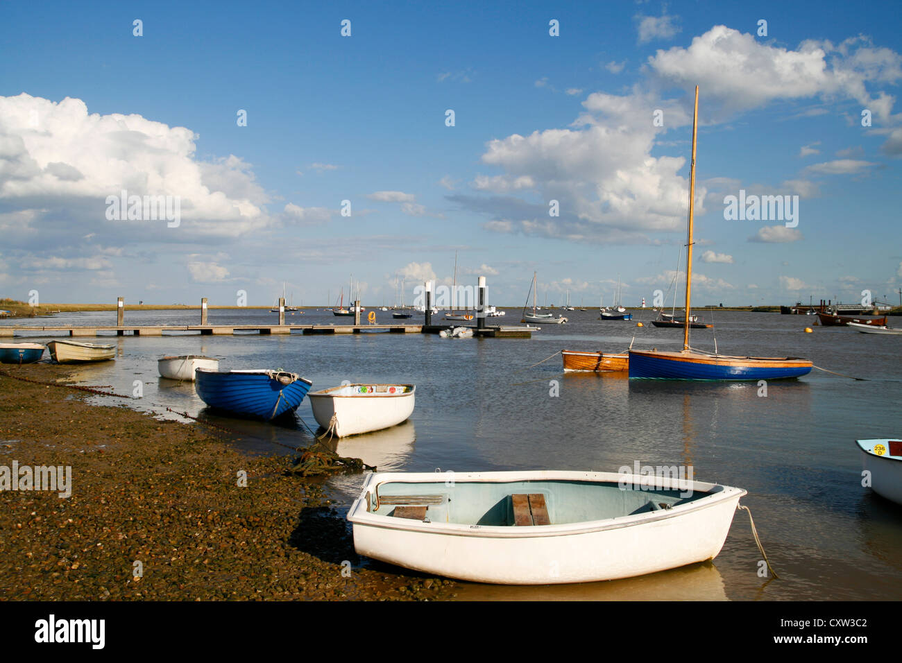 Orford quay suffolk uk hi-res stock photography and images - Alamy