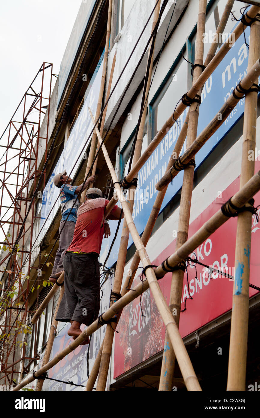Men on a Scaffolding in Banjarmasin Stock Photo - Alamy