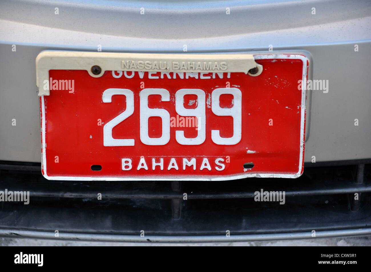 Bahamas license plate on car Stock Photo - Alamy