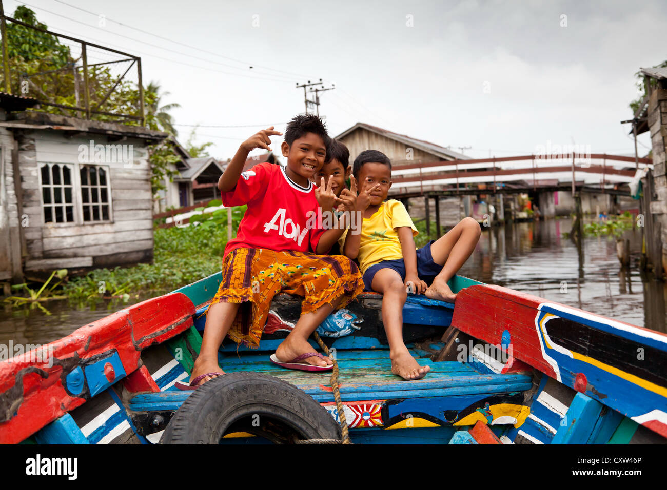 Boat child hi-res stock photography and images - Alamy