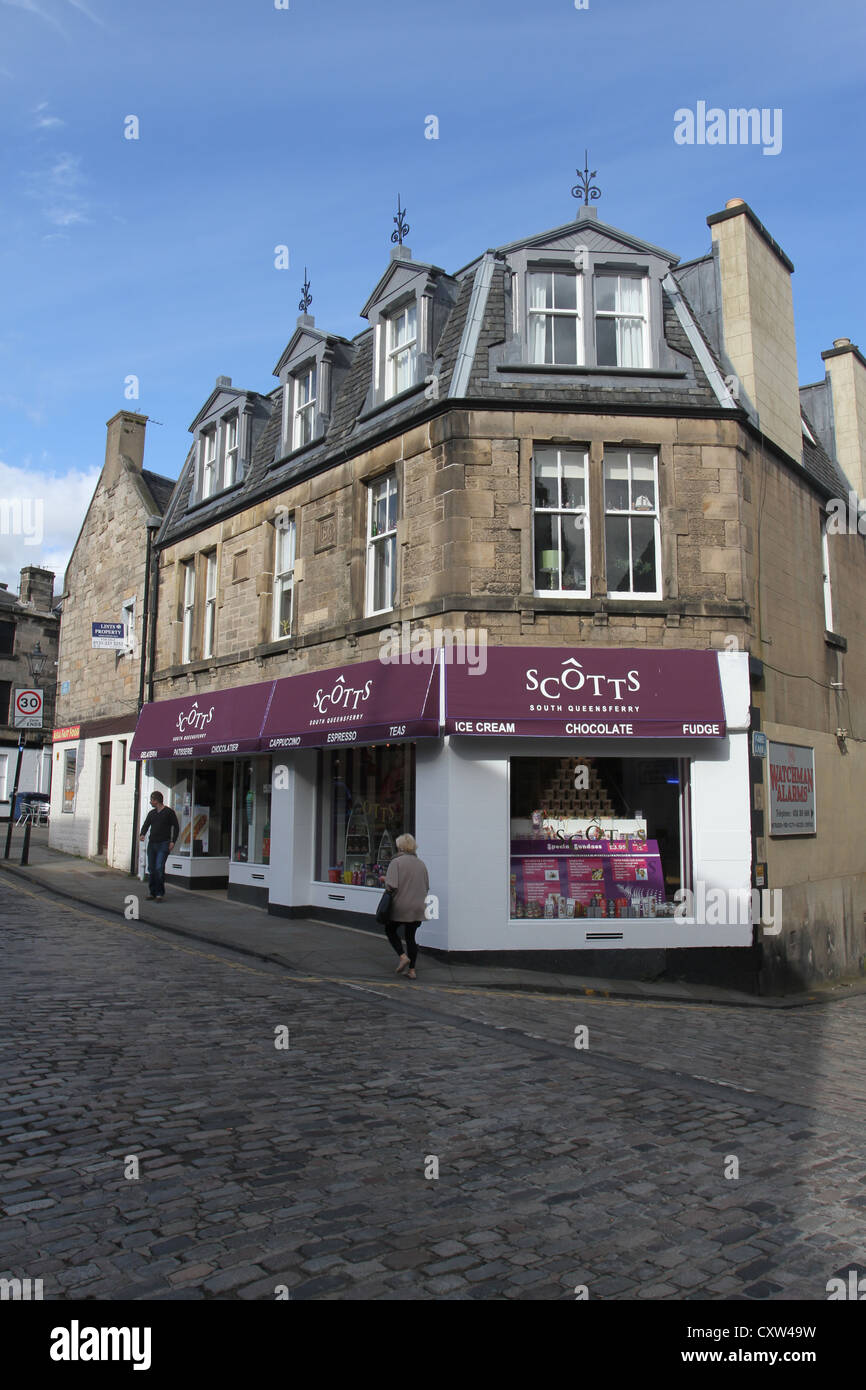 Scotts icecream South Queensferry Scotland October 2012 Stock Photo - Alamy
