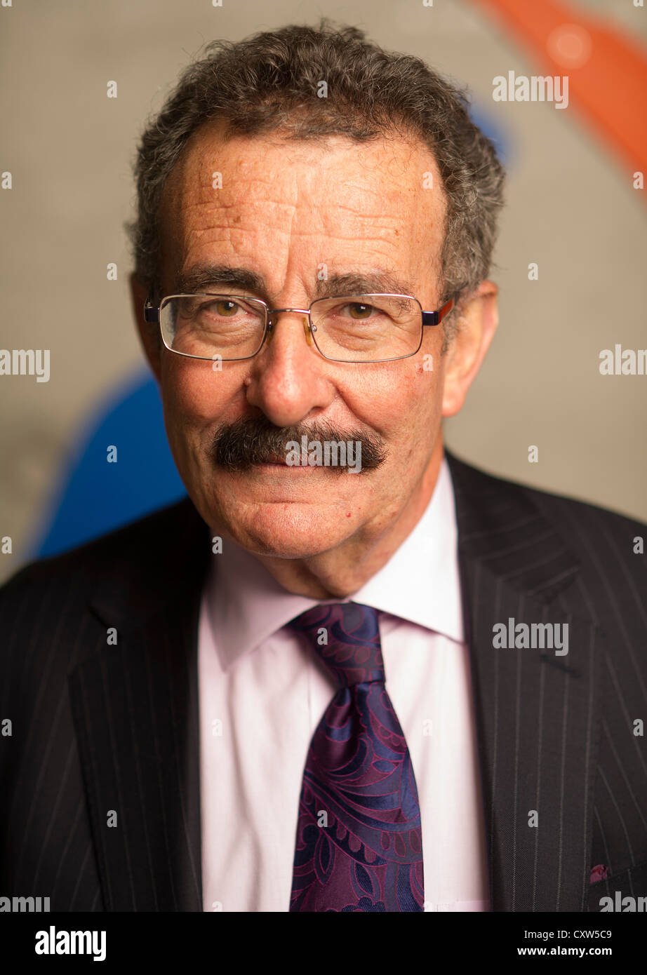 Robert winston hi-res stock photography and images - Alamy