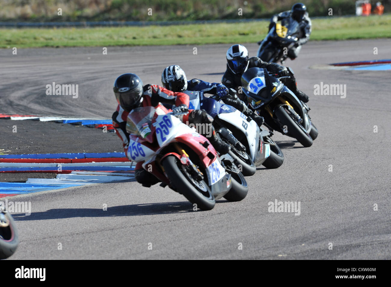 thruxton motor bike race meeting at thruxton Stock Photo - Alamy