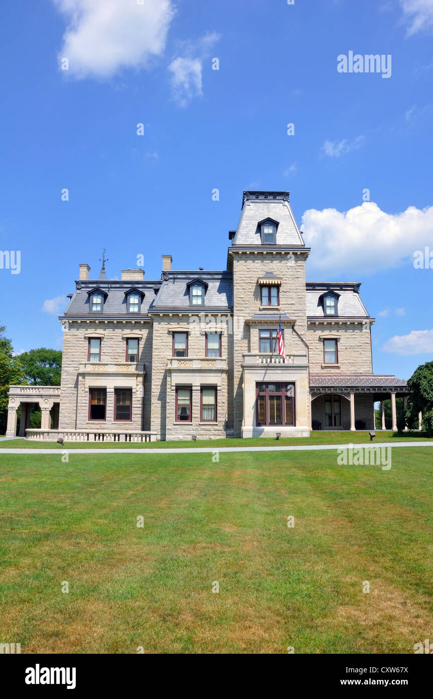Newport rhode island chateau sur mer hi-res stock photography and ...