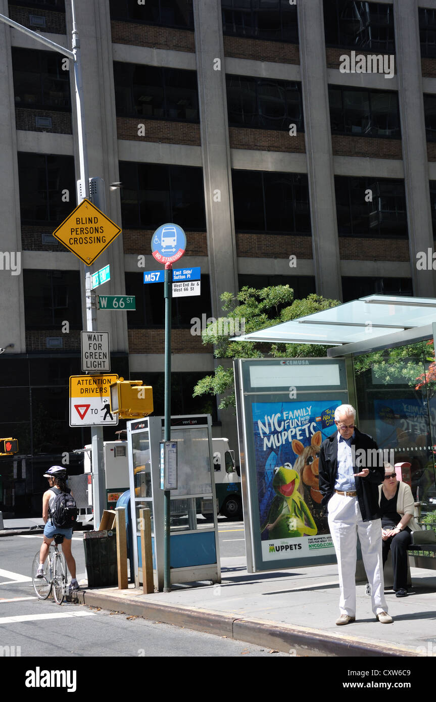 Bus stop in New York City, USA Stock Photo - Alamy