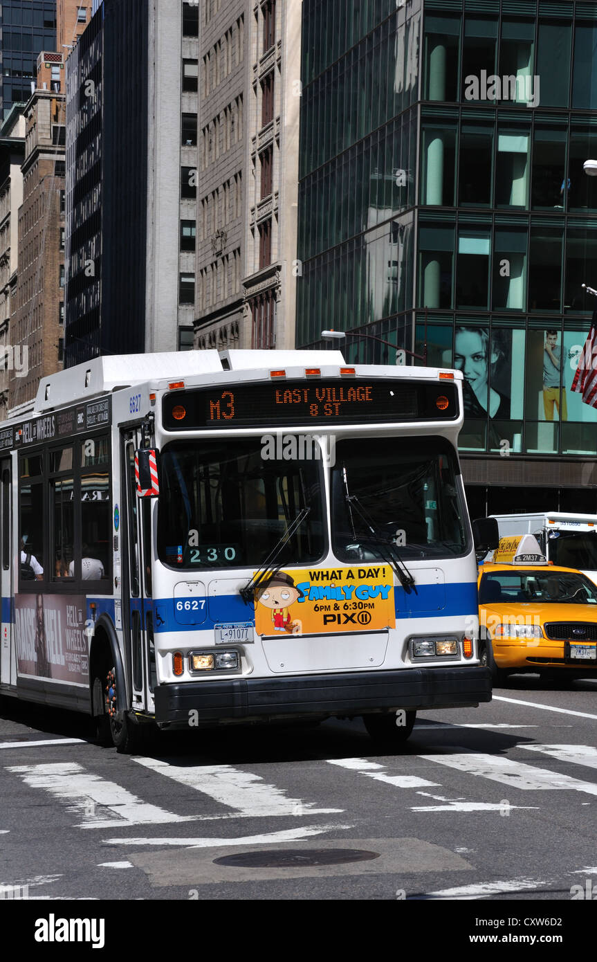 Public bus in New York City, USA Stock Photo - Alamy